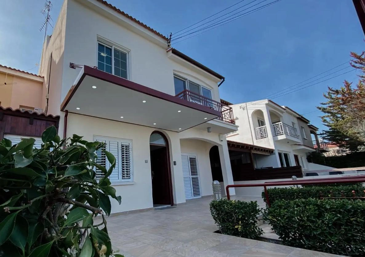 5 Bedroom House for Rent €1700.00 - INDEX.cy
