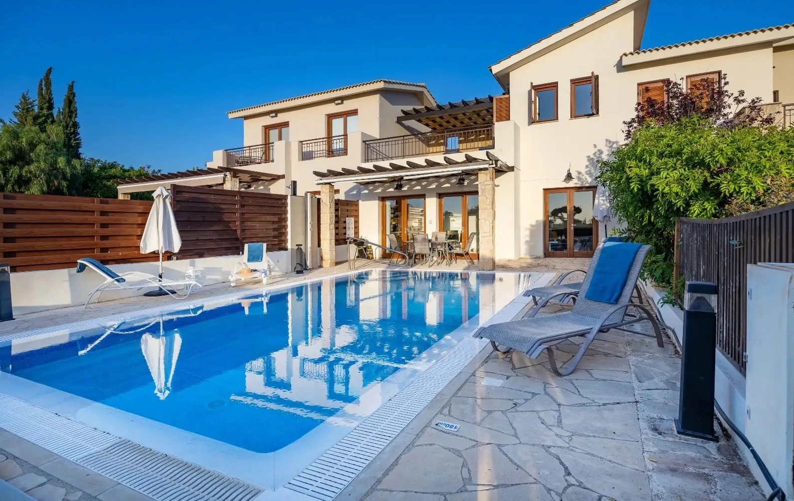 2 Bedroom House for Rent in Aphrodite Hills Kouklia, Paphos District € ...
